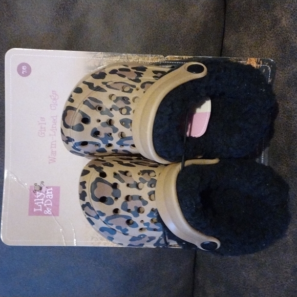 Lily & Dan | Shoes | Very Cute And Stylish Childrens Leopard Print Warm ...